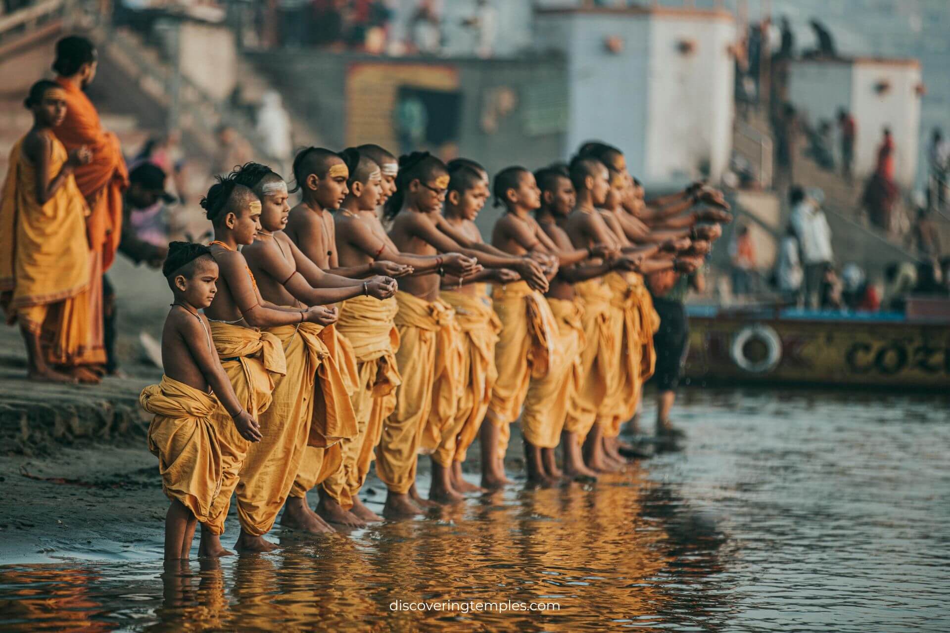 5 Spiritual Ghats in Varanasi that you must visit once in your lifetime ...